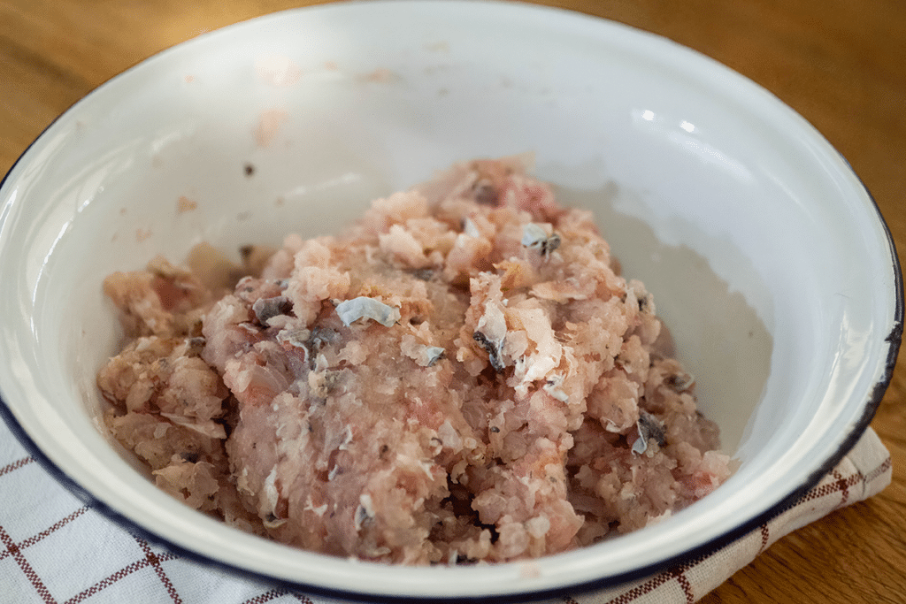 Thaifoodmaster - Minced-Bird Curry with Fish (ปลาช่อนแกงนก)