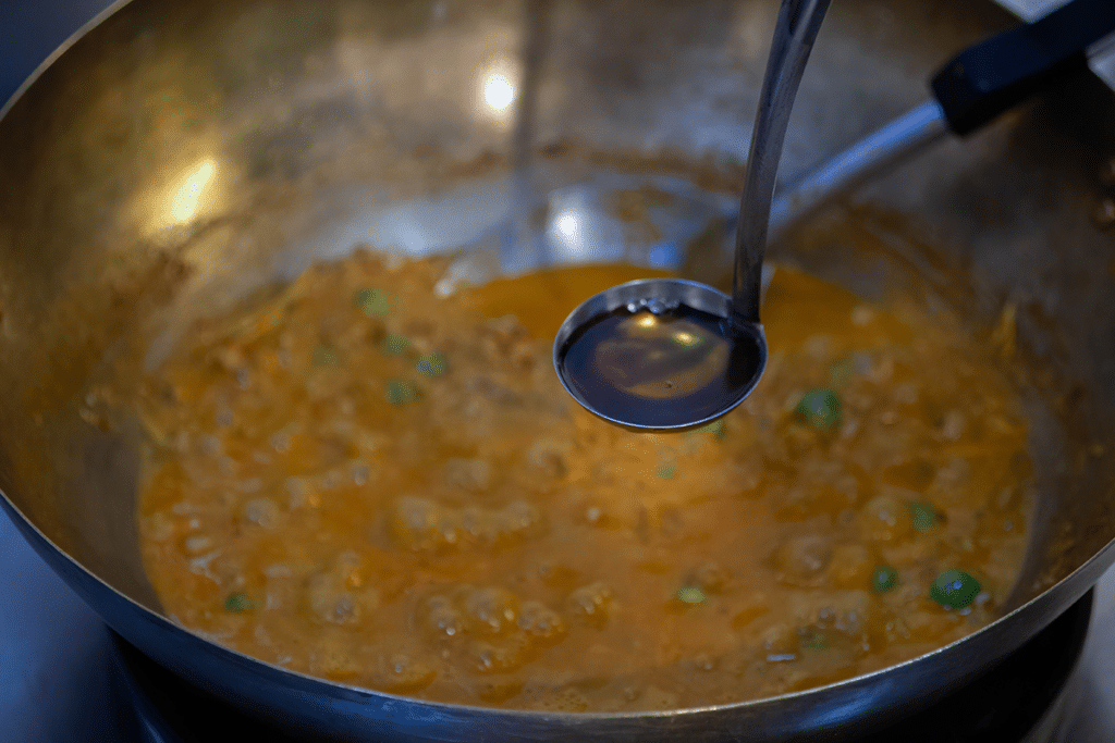 Thaifoodmaster - Pork and Three Beans Minced-Bird Style Curry (แกงคั่ว ...
