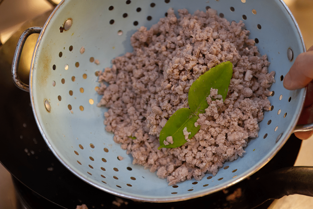 Thaifoodmaster - Pork and Three Beans Minced-Bird Style Curry (แกงคั่ว ...